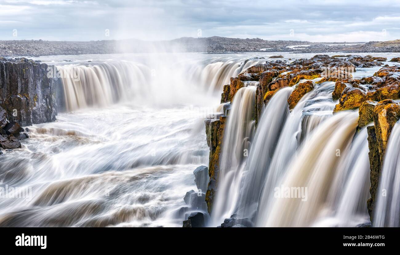 Panoramical view of famous Selfoss waterfall in Jokulsargljufur ...