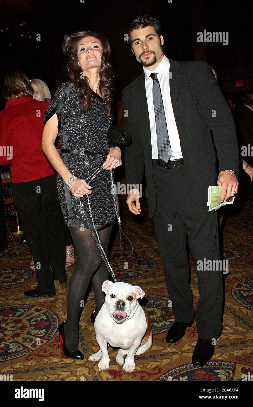 Cassandra dipietro hi-res stock photography and images - Alamy