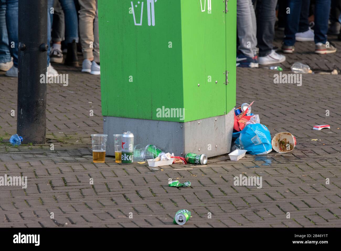 Amsterdam Holland Rubbish Litter High Resolution Stock Photography and ...
