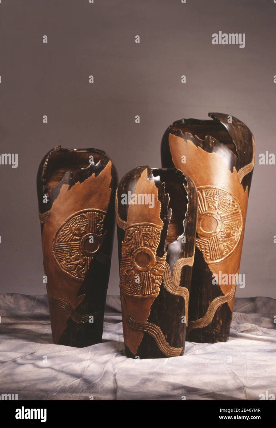 Three vases hi-res stock photography and images - Alamy