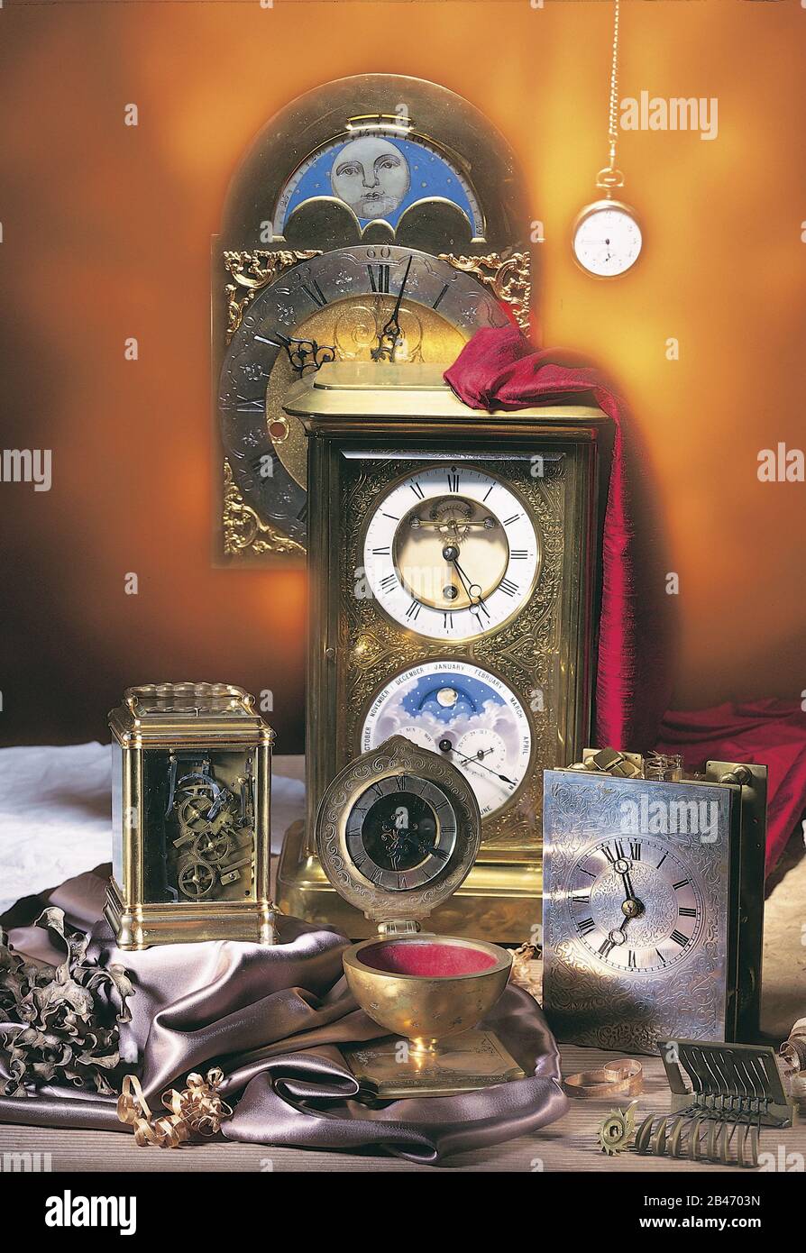 Antique and crafts hi-res stock photography and images - Alamy