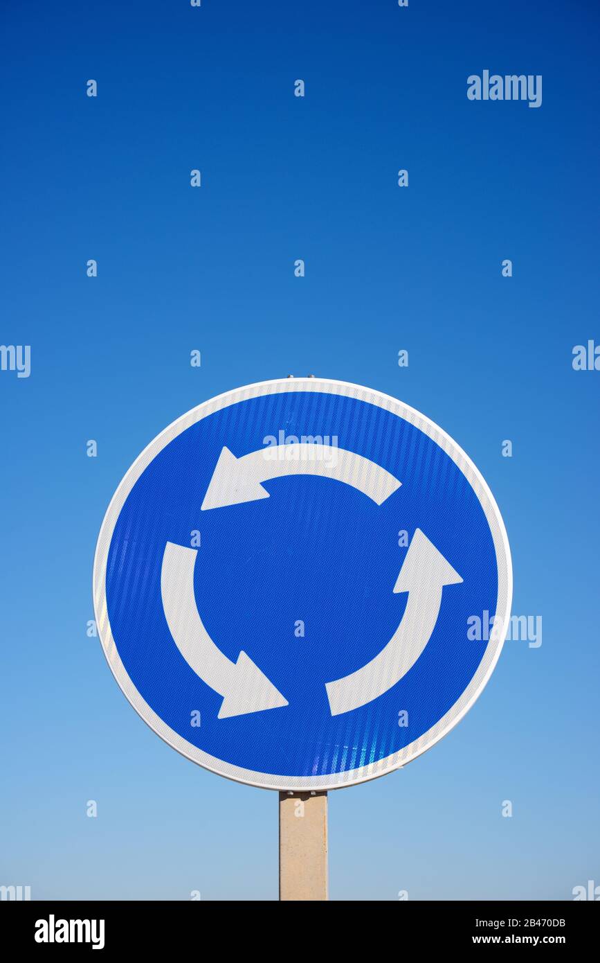 Roadside roundabout sign hi-res stock photography and images - Alamy