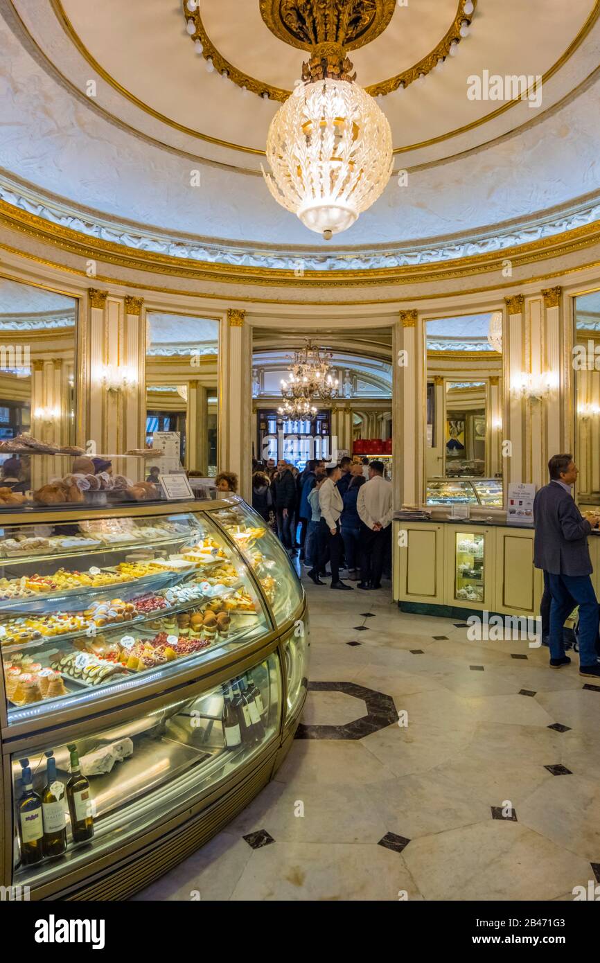 Cafe gambrinus hi-res stock photography and images - Alamy