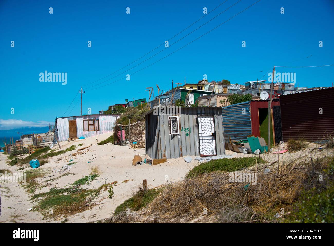 Informal settlement south africa hi-res stock photography and images ...