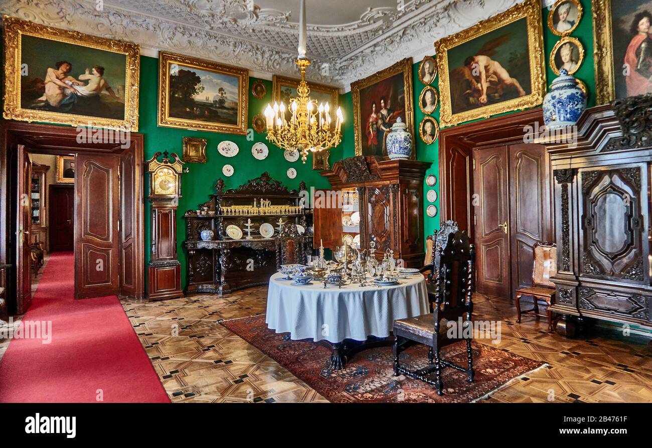 Drawing room 18th century hi-res stock photography and images - Alamy