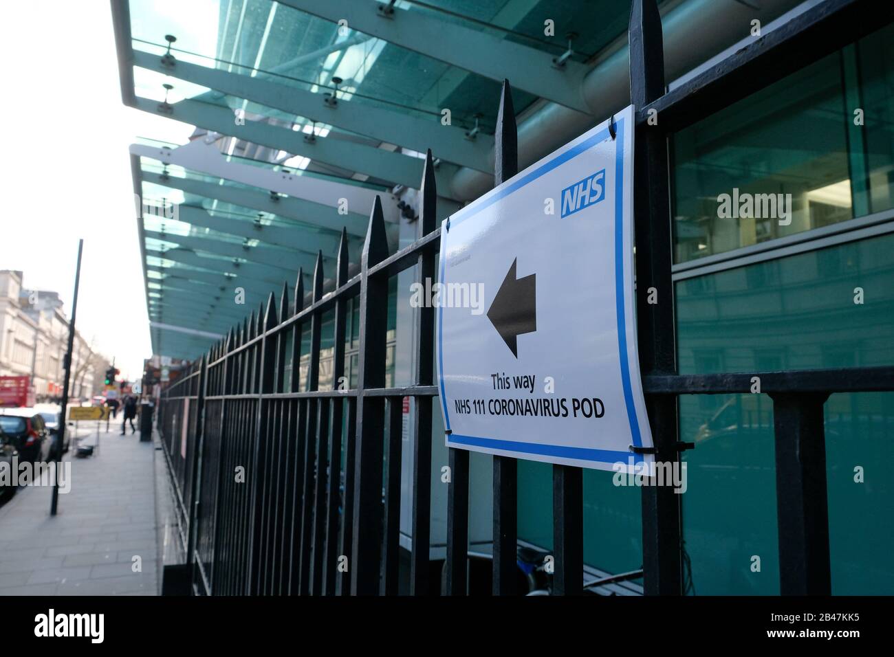 Hospital uclh a&e hi-res stock photography and images - Alamy