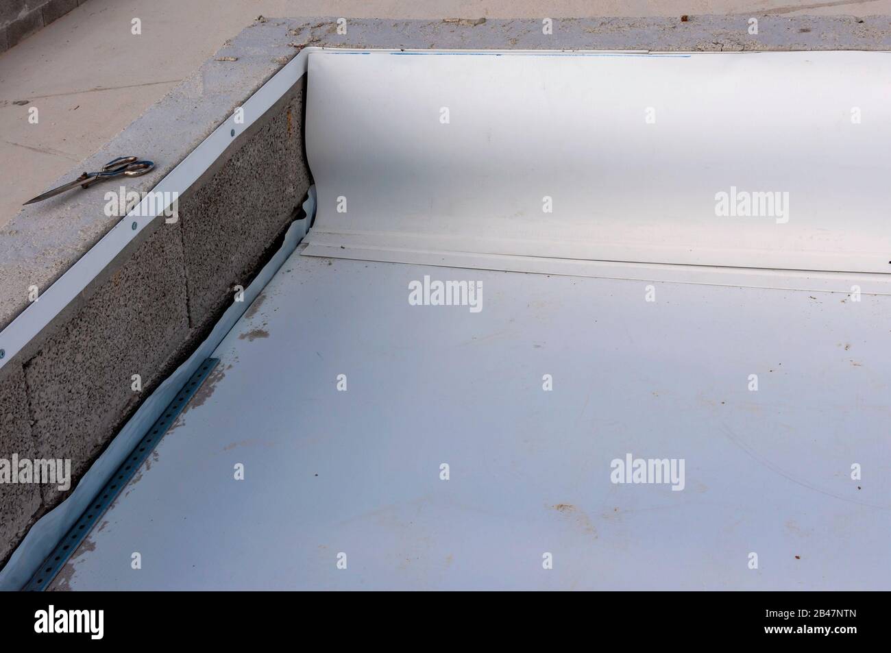 Tpo roofing hi-res stock photography and images - Alamy