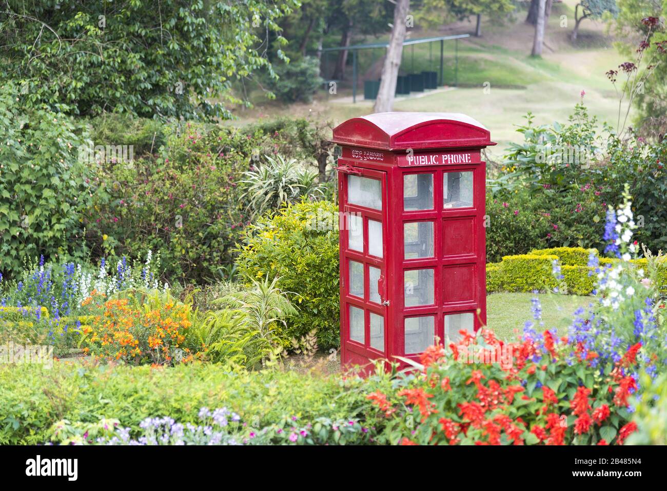 Nuwara Eliya, Sri Lanka: 03/20/2019: Gardens of old colonial style St ...