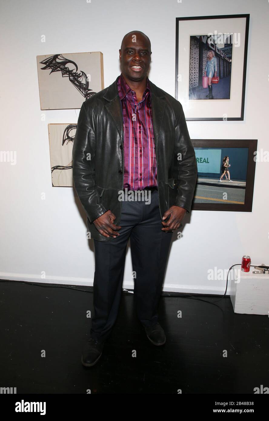Isaac singleton hi-res stock photography and images - Alamy