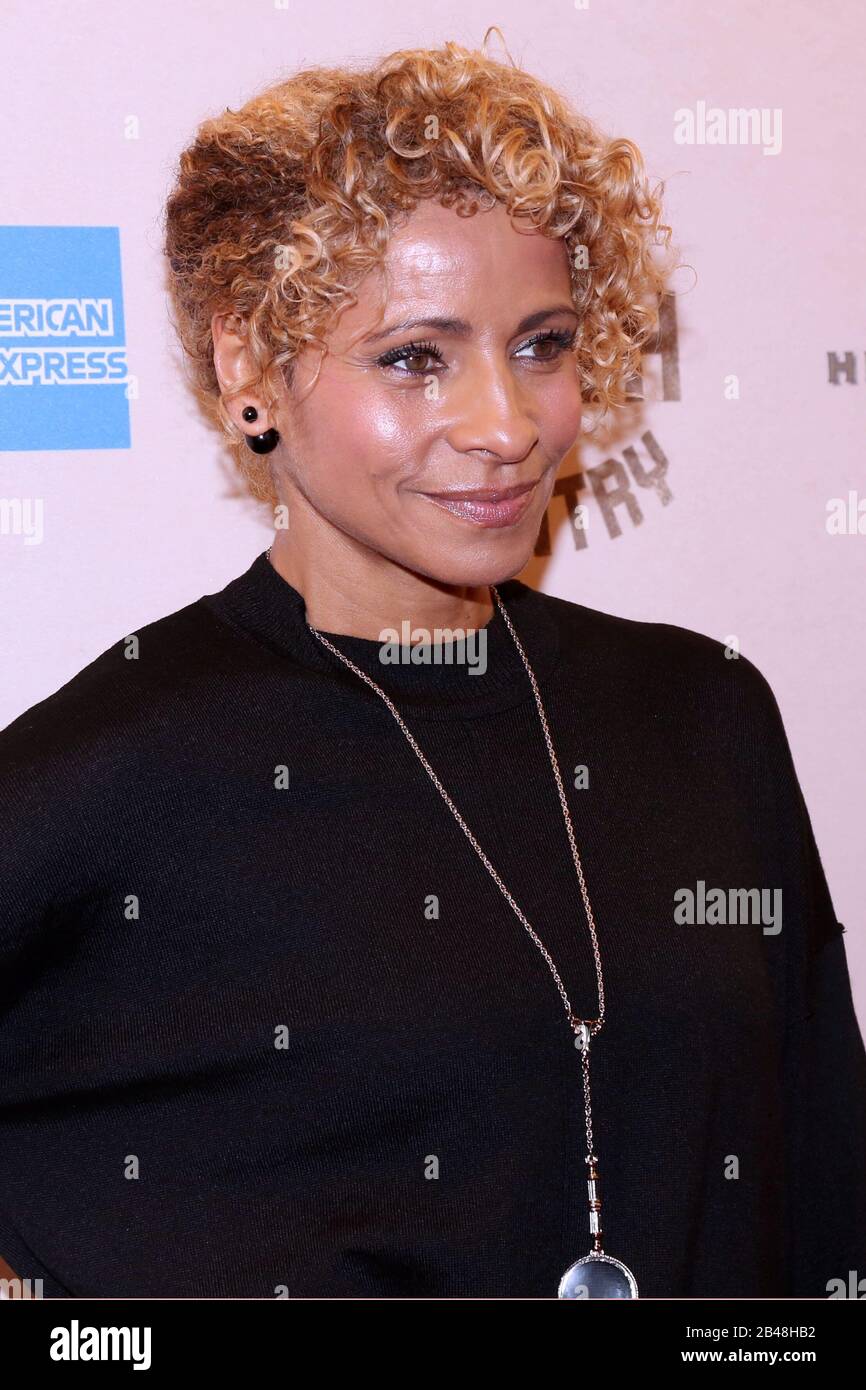 Michelle Hurd High Resolution Stock Photography and Images - Alamy