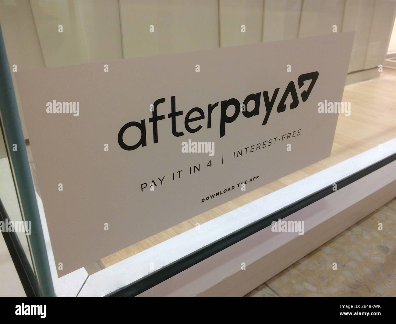Afterpay hi-res stock photography and images - Alamy