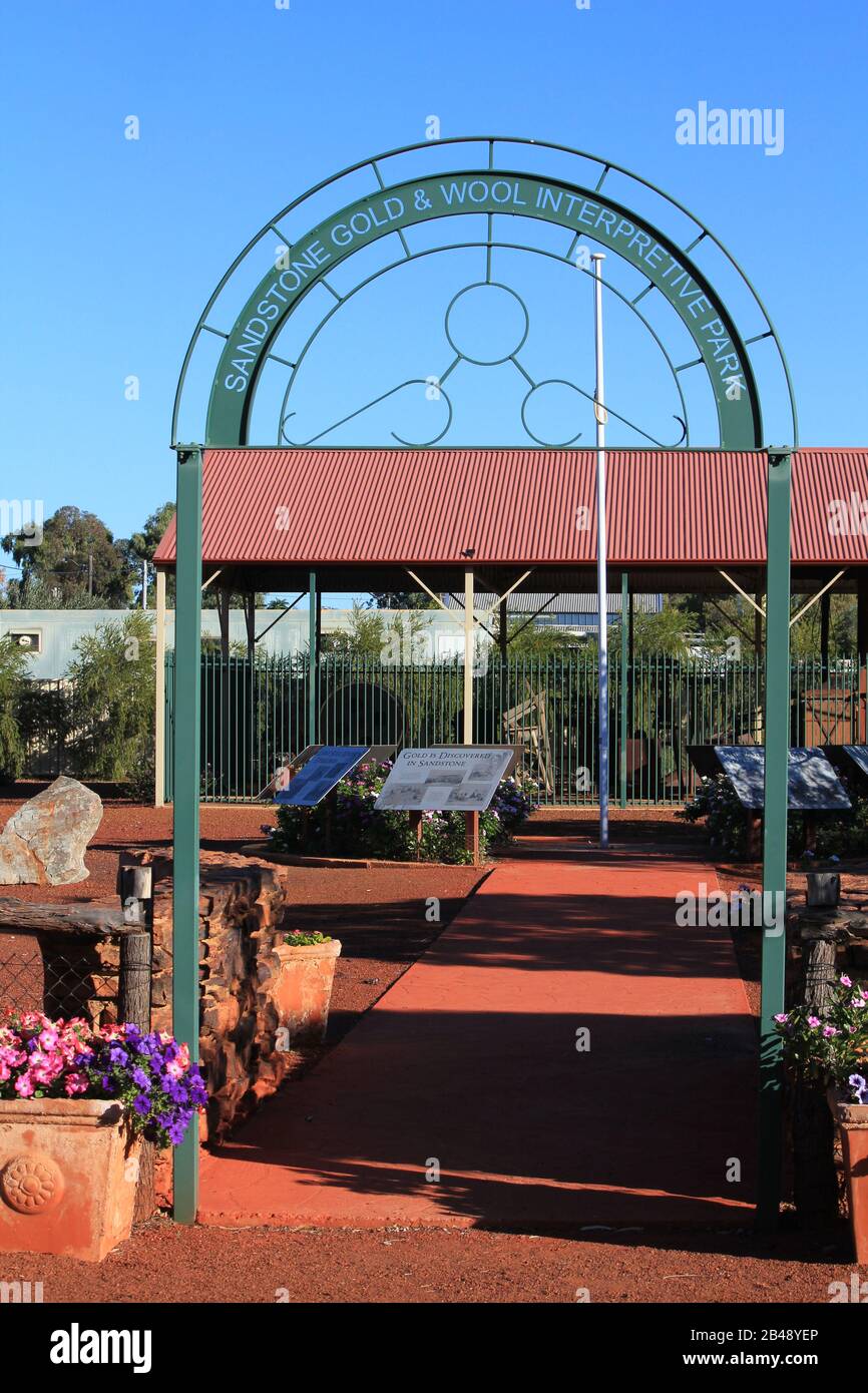 outback town of Sandstone, Western Australia Stock Photo - Alamy