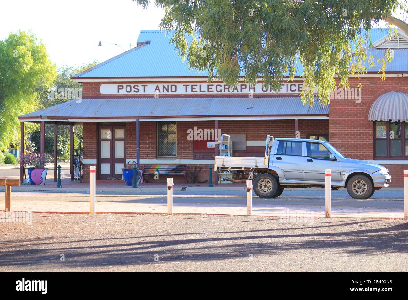 outback town of Sandstone, Western Australia Stock Photo - Alamy