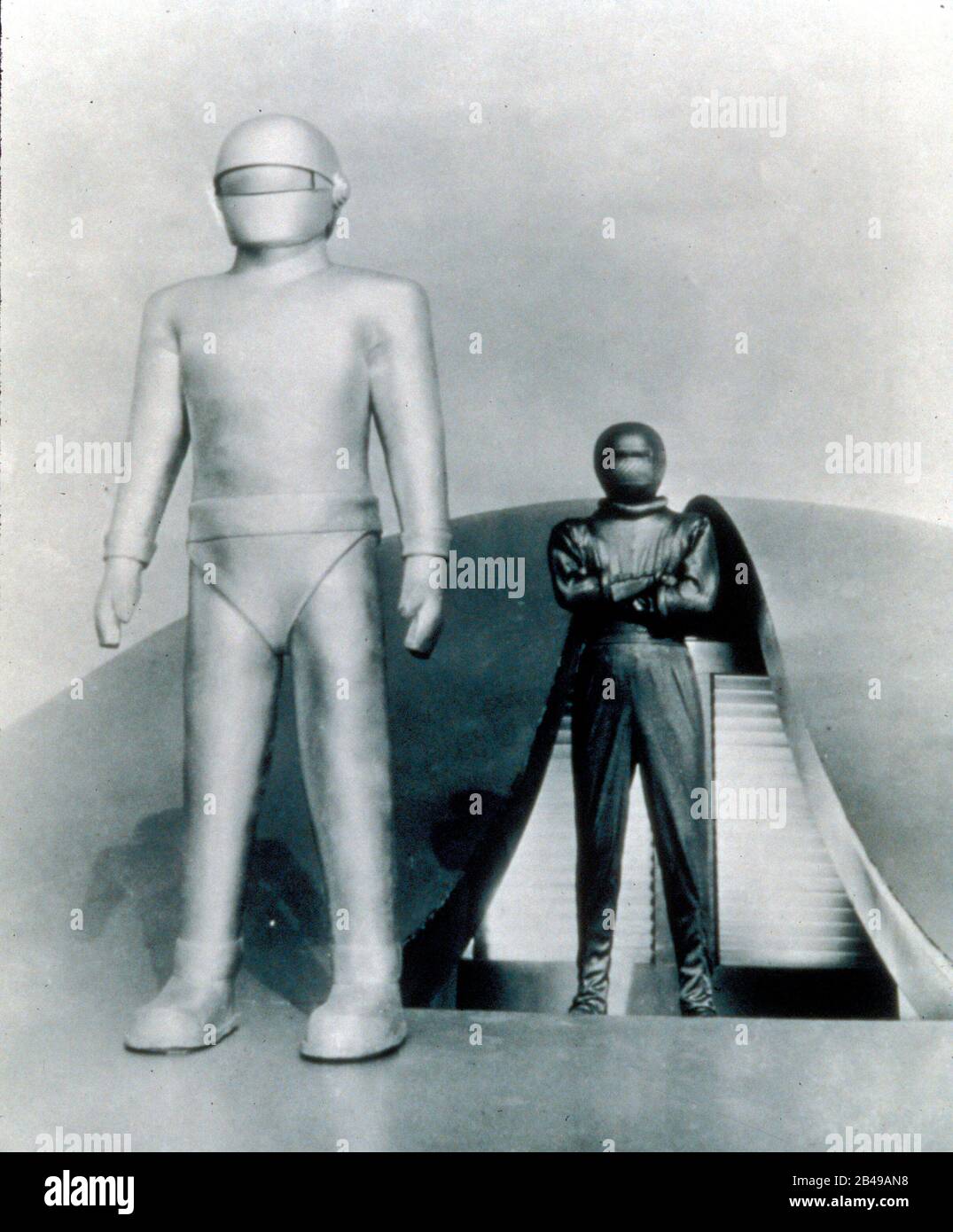 The day the earth stood still 1951 hi-res stock photography and images ...