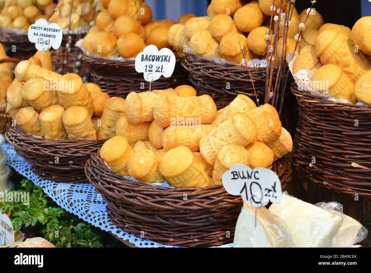 Traditional polish smoked cheese oscypek in Krakow Stock Photo - Alamy