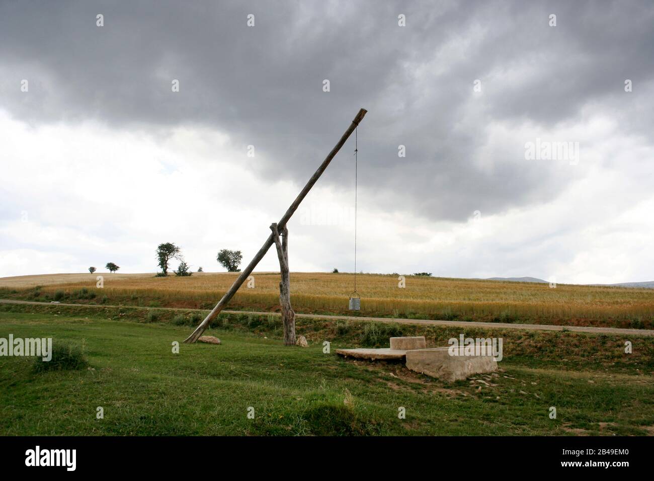 Very old water well Stock Photo - Alamy