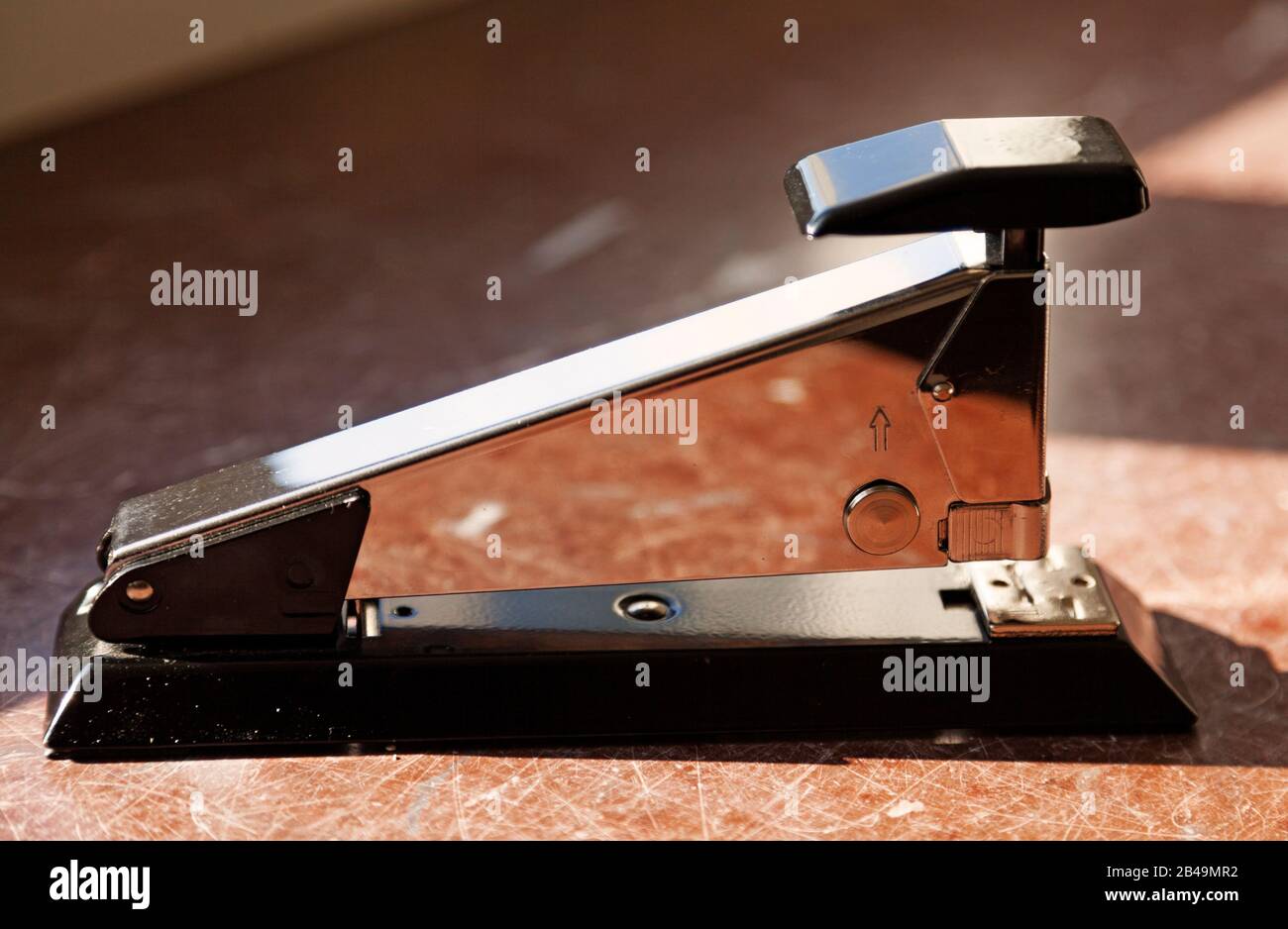 Desktop stapling device hi-res stock photography and images - Alamy