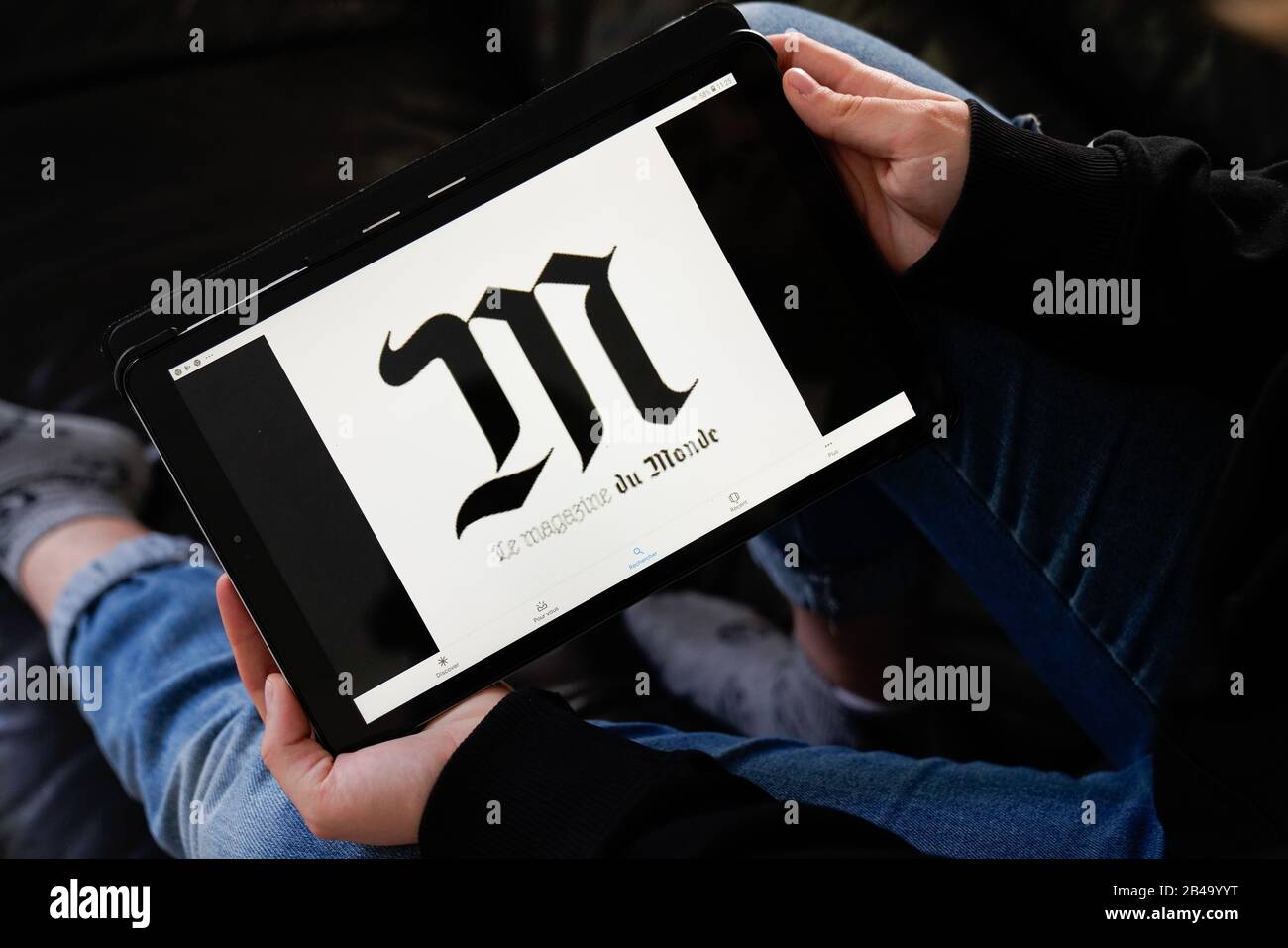 Logo monde hi-res stock photography and images - Alamy