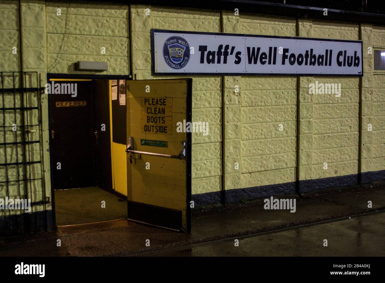 Taffs well football club hi-res stock photography and images - Alamy