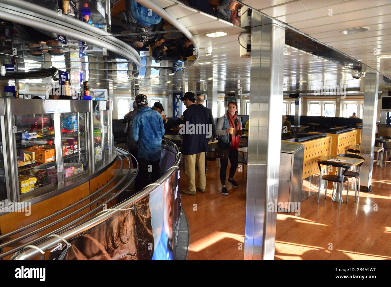 Tidy cafeteria hi-res stock photography and images - Alamy