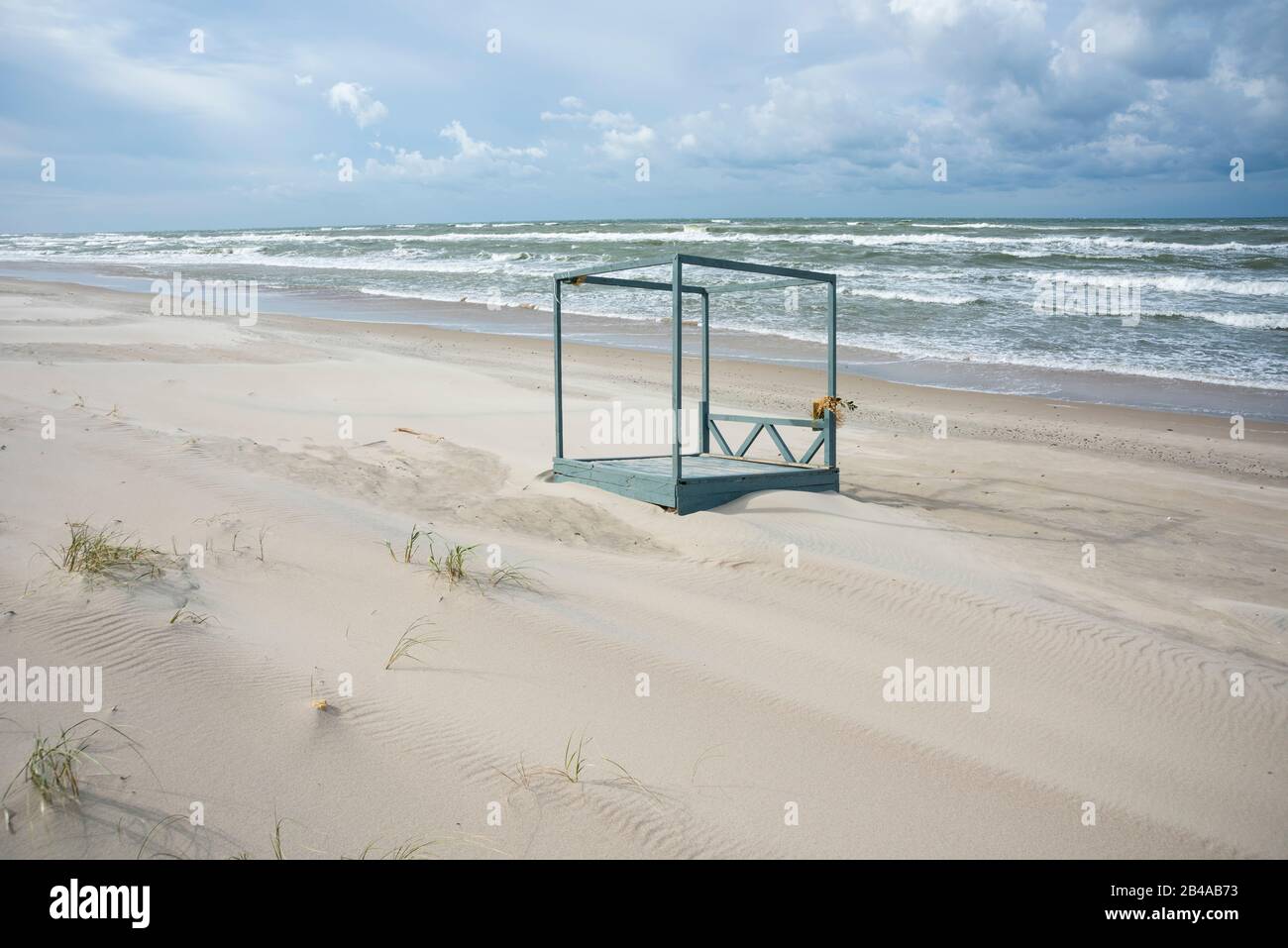 Empty kiosk frame hi-res stock photography and images - Alamy