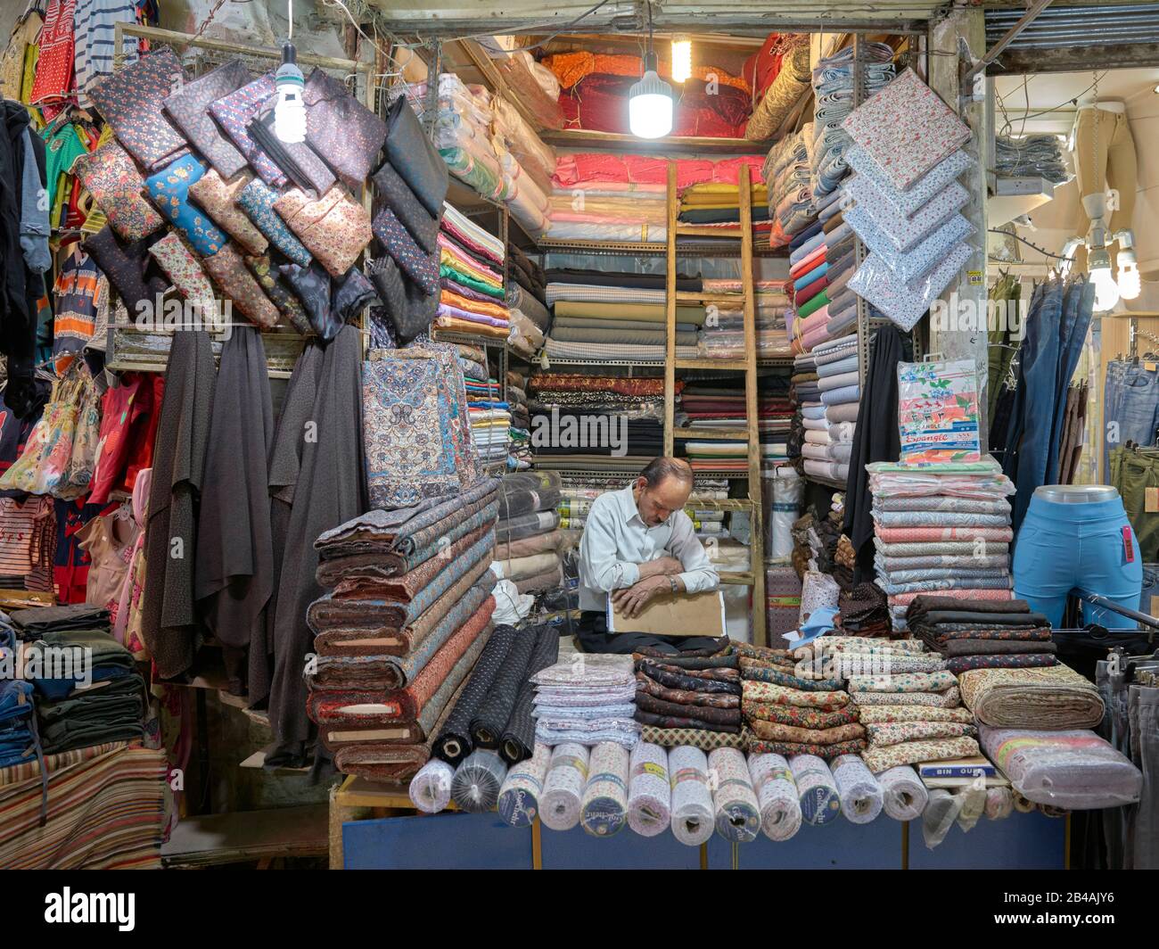 Bazaar E Bozorg, Esfahan High Resolution Stock Photography and Images ...