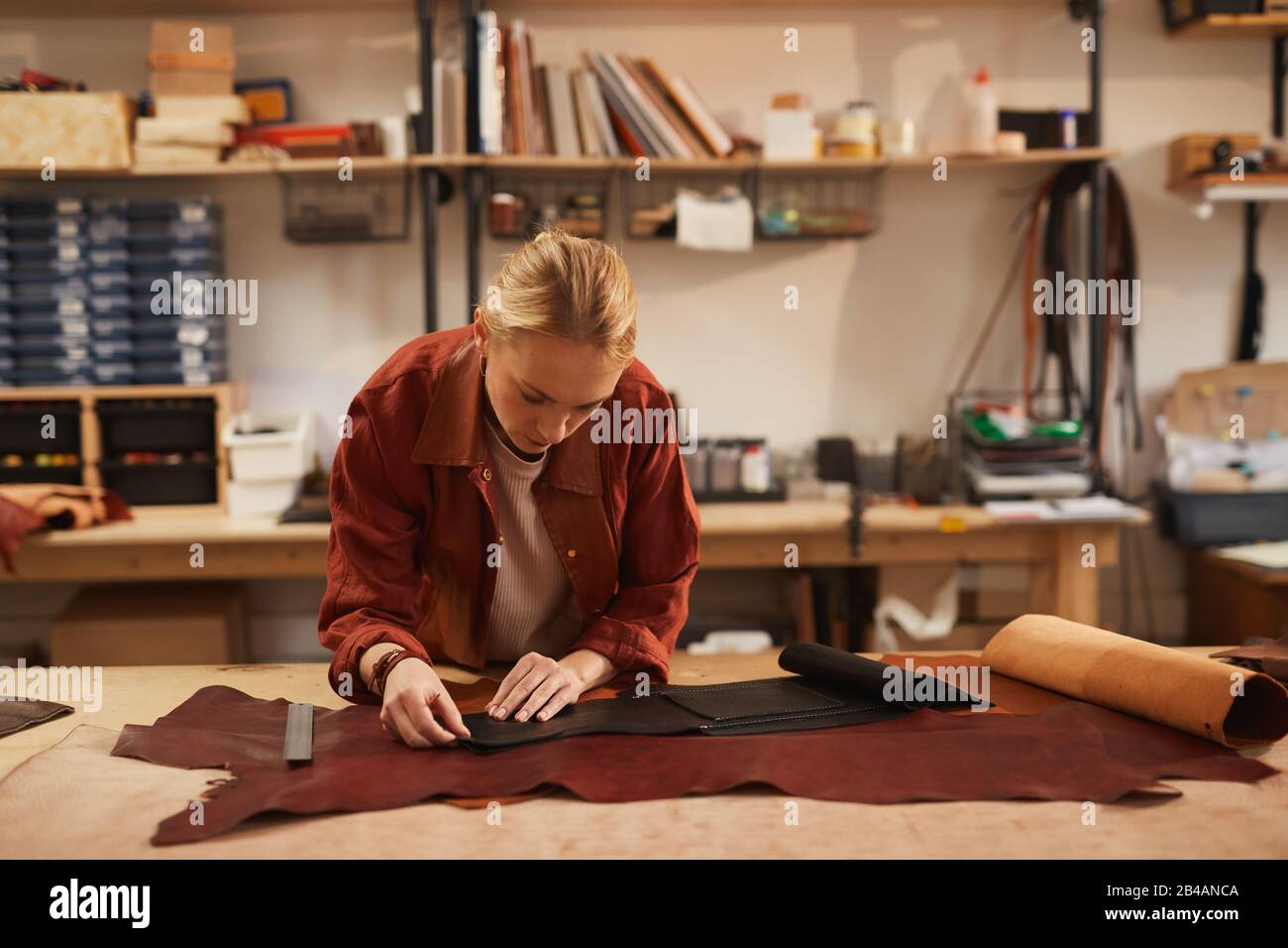 Leather craft studio hi-res stock photography and images - Alamy