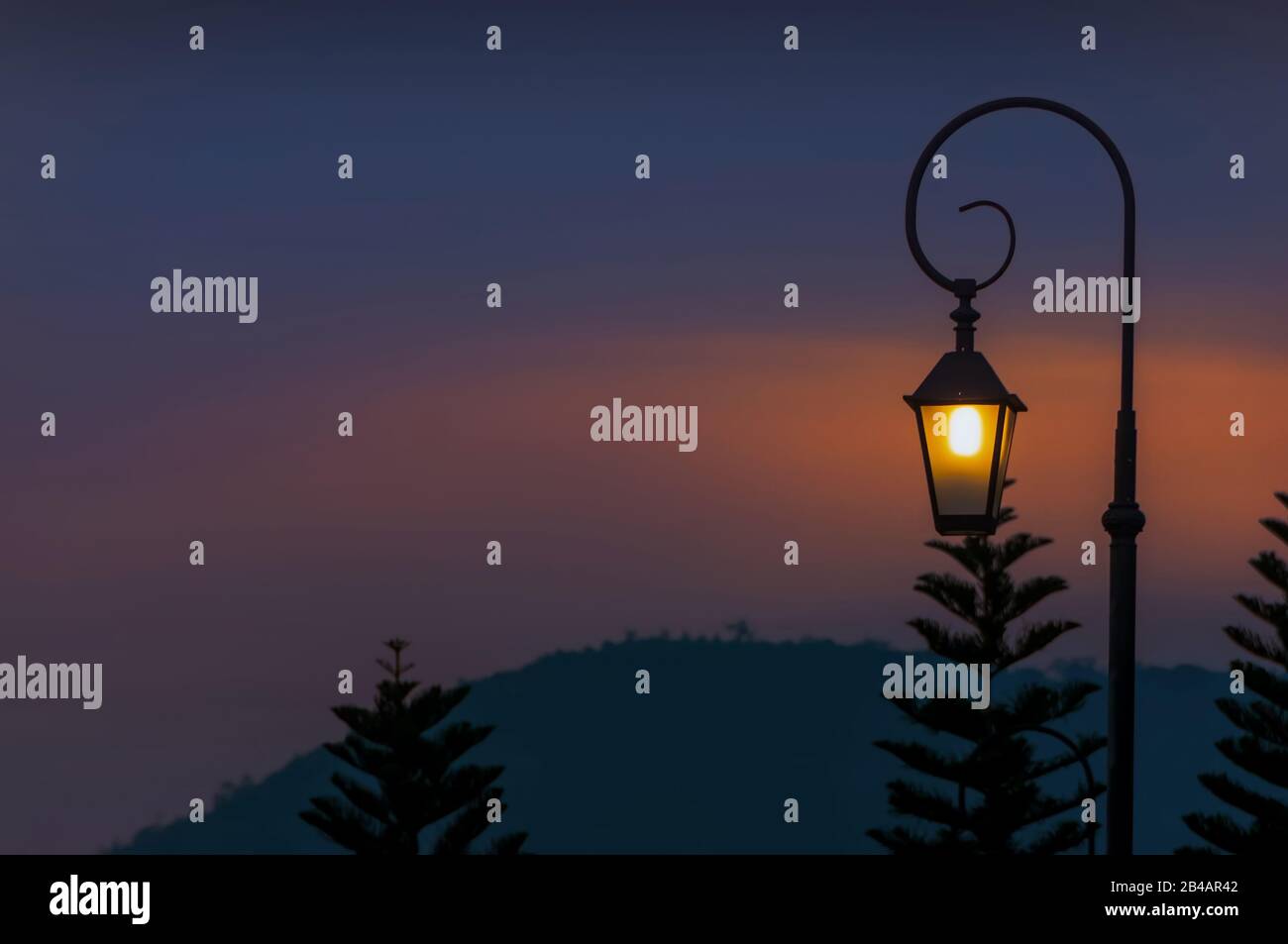 Victorian lamp post cut out hi-res stock photography and images - Alamy
