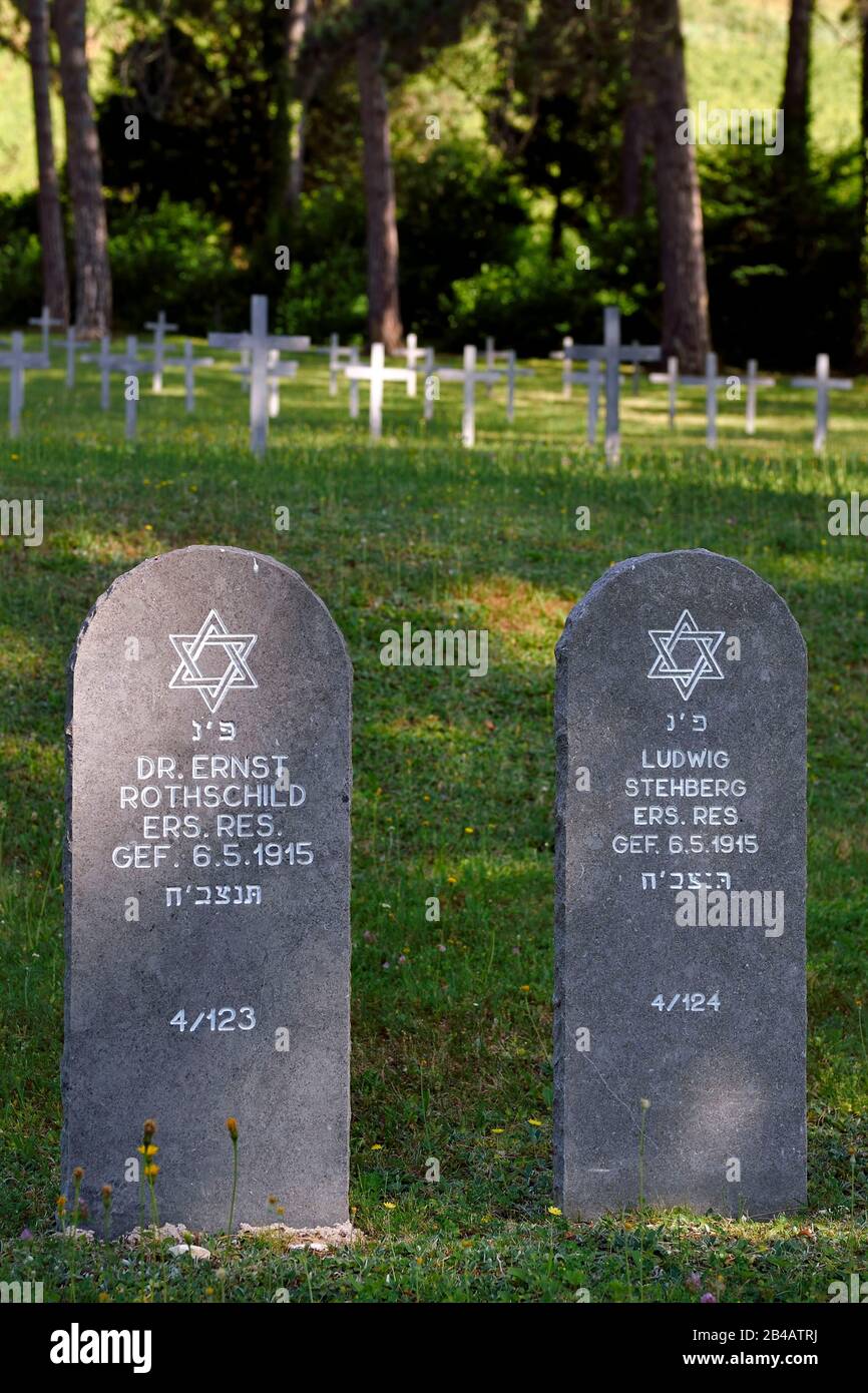 First world war graves hi-res stock photography and images - Alamy