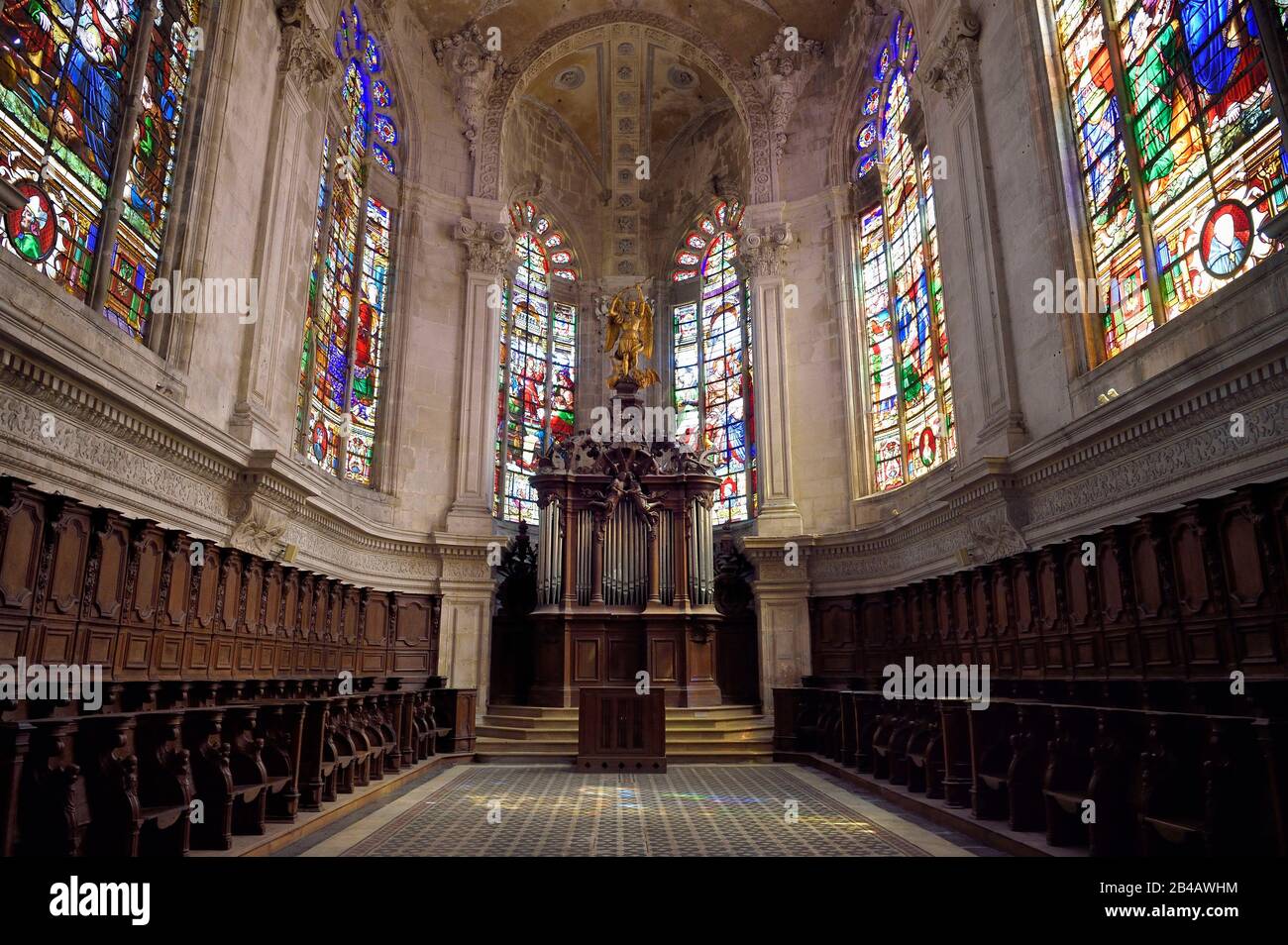 Church choir stalls hi-res stock photography and images - Alamy