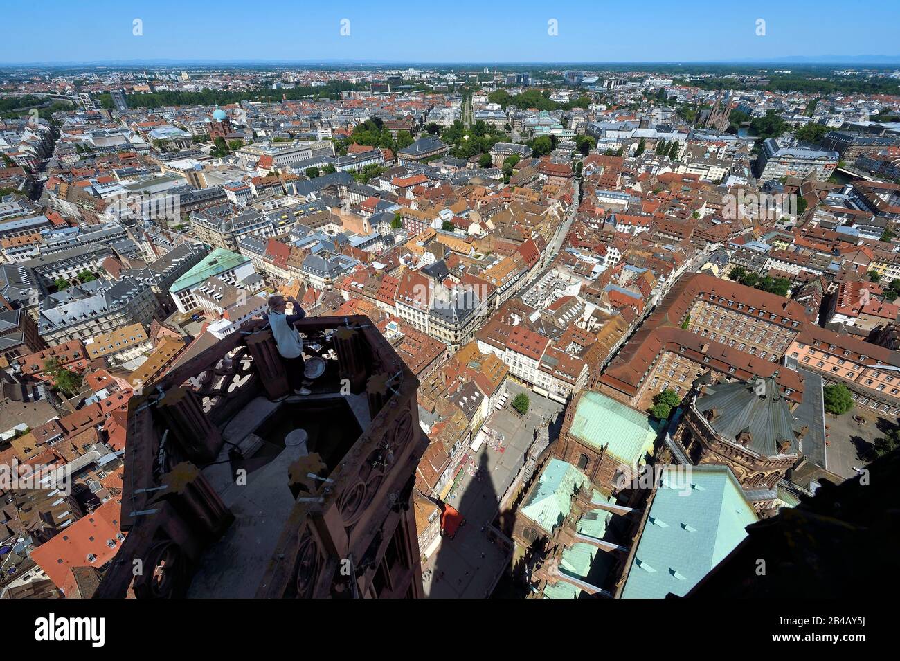 Spiral staircases horizontal hi-res stock photography and images - Alamy