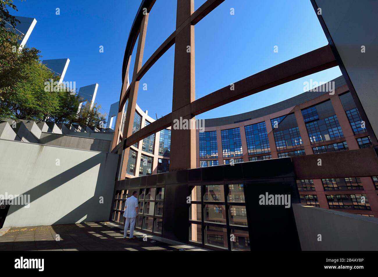 The louise weiss building hi-res stock photography and images - Alamy