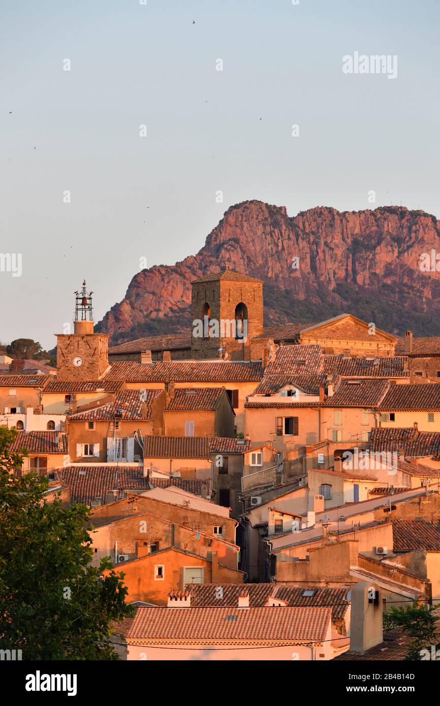 France, Var, Roquebrune sur Argens, village and the rock of Roquebrune ...