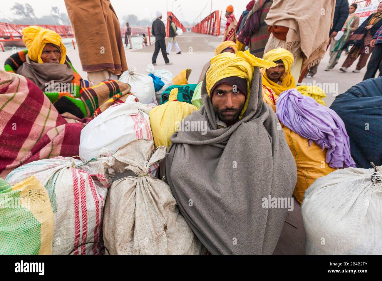 Pilgrims sitting hi-res stock photography and images - Alamy