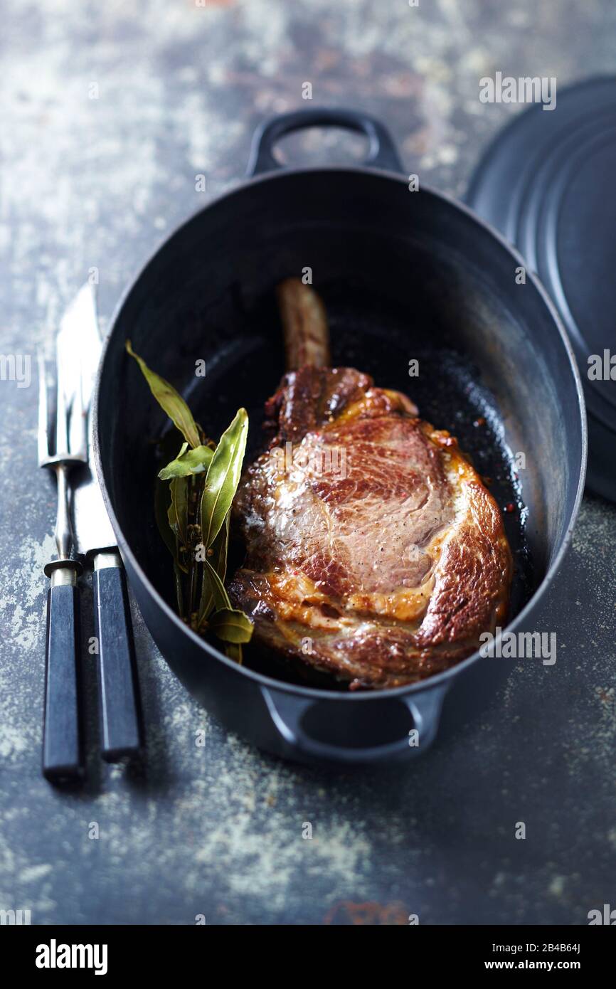 Beef rib in casserole dish Stock Photo - Alamy