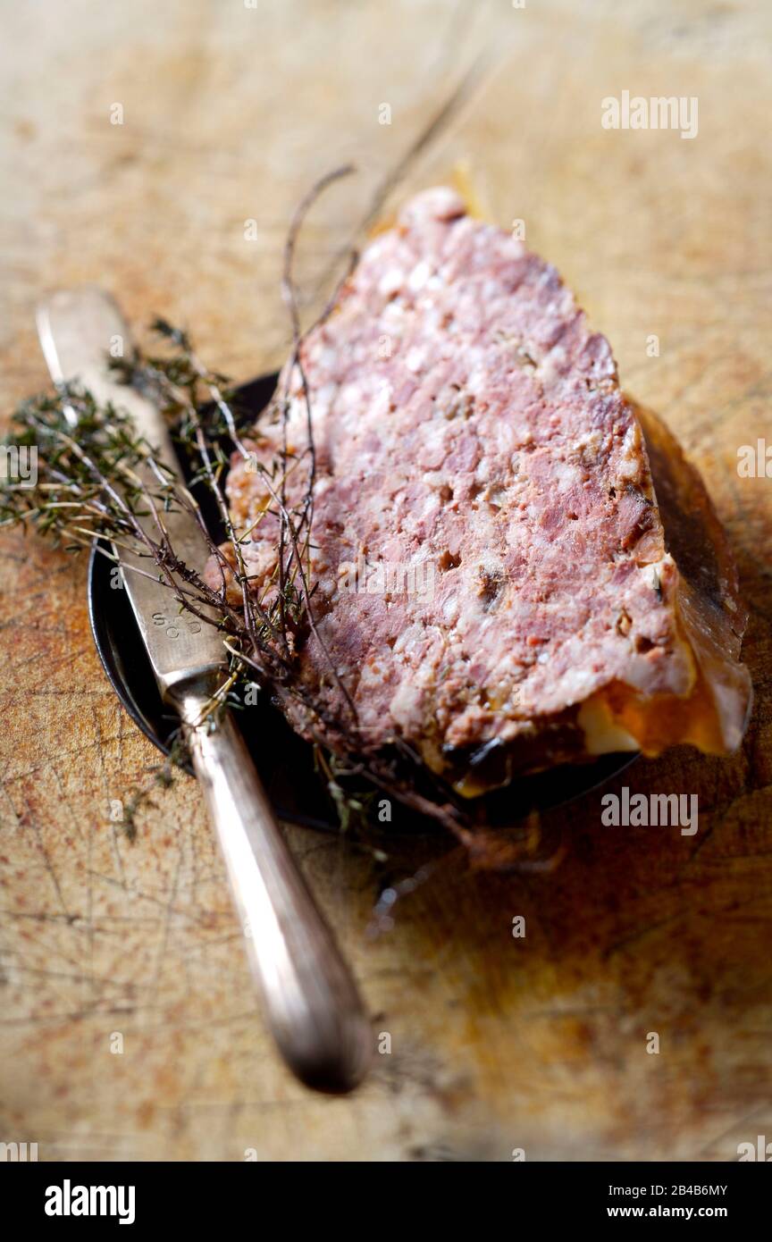 Traditional country pâté Stock Photo - Alamy