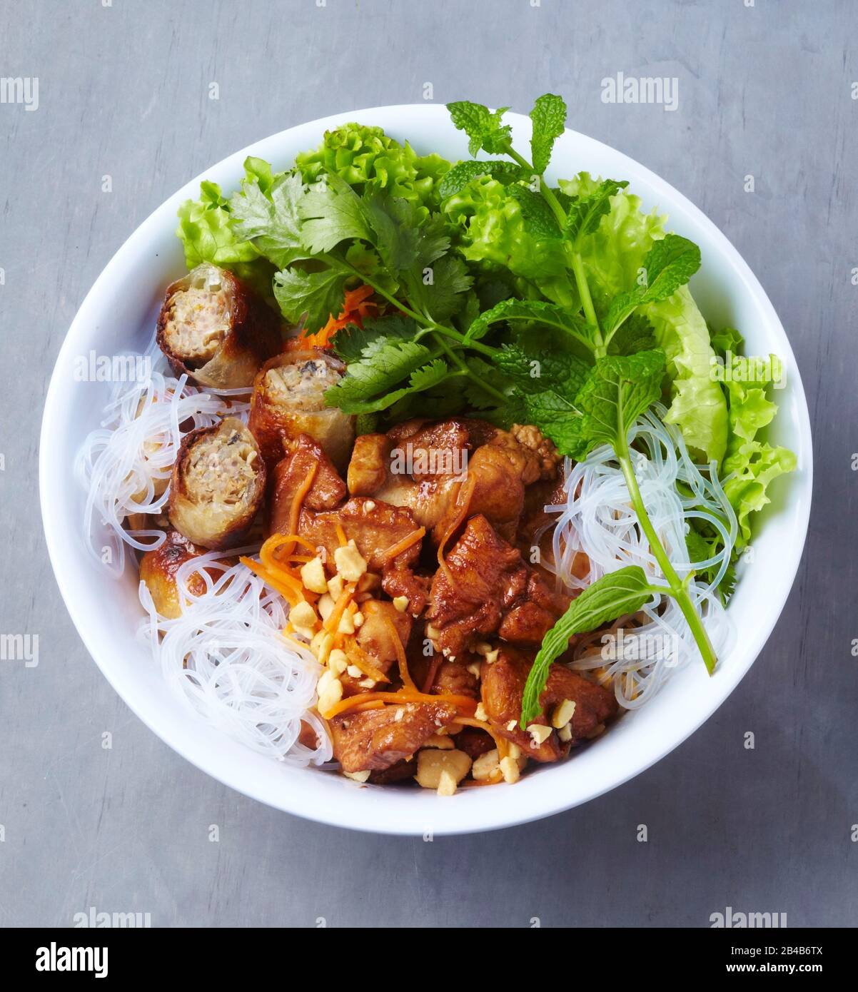 Wok vegetal hi-res stock photography and images - Alamy