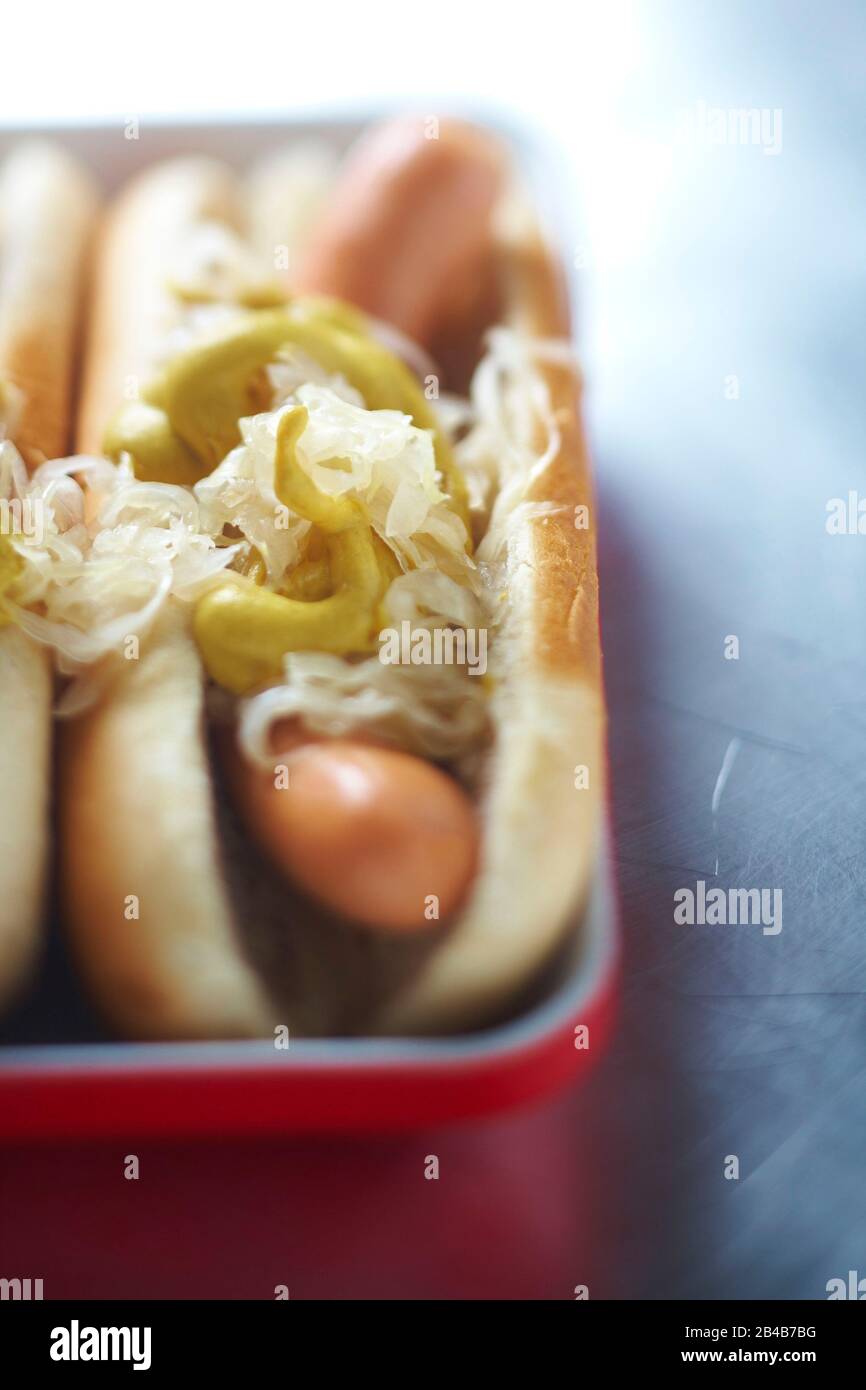 Classic hot dog sandwich Stock Photo - Alamy