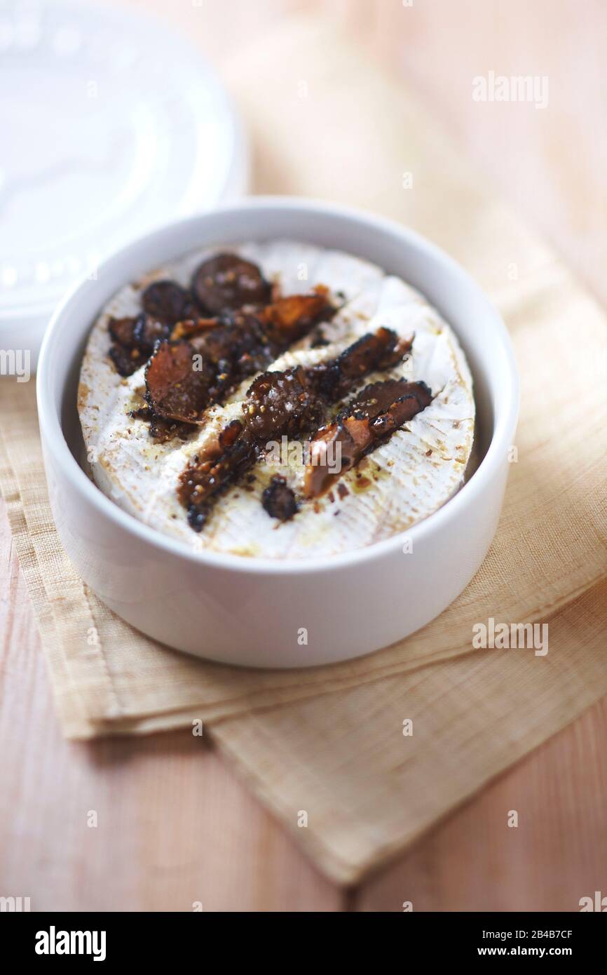 Melted cheese, truffle camembert Stock Photo - Alamy