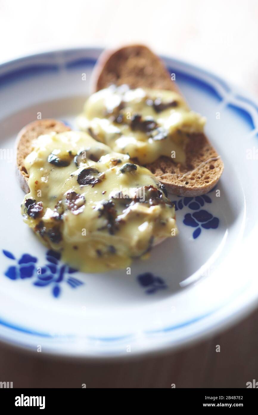 Melted cheese, truffle camembert Stock Photo - Alamy