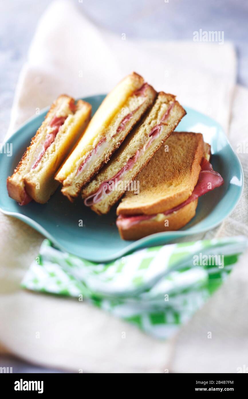 Croque cow laughing ham Stock Photo - Alamy