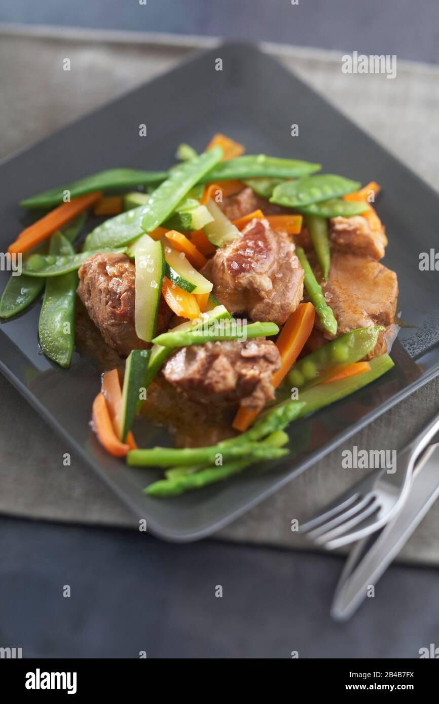 Stews, lamb navarin Stock Photo - Alamy