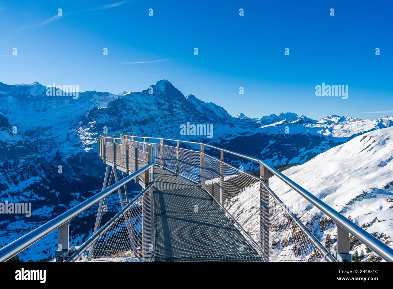 Metal bridge of the Cliff Walk on First mountain with spectacular view ...
