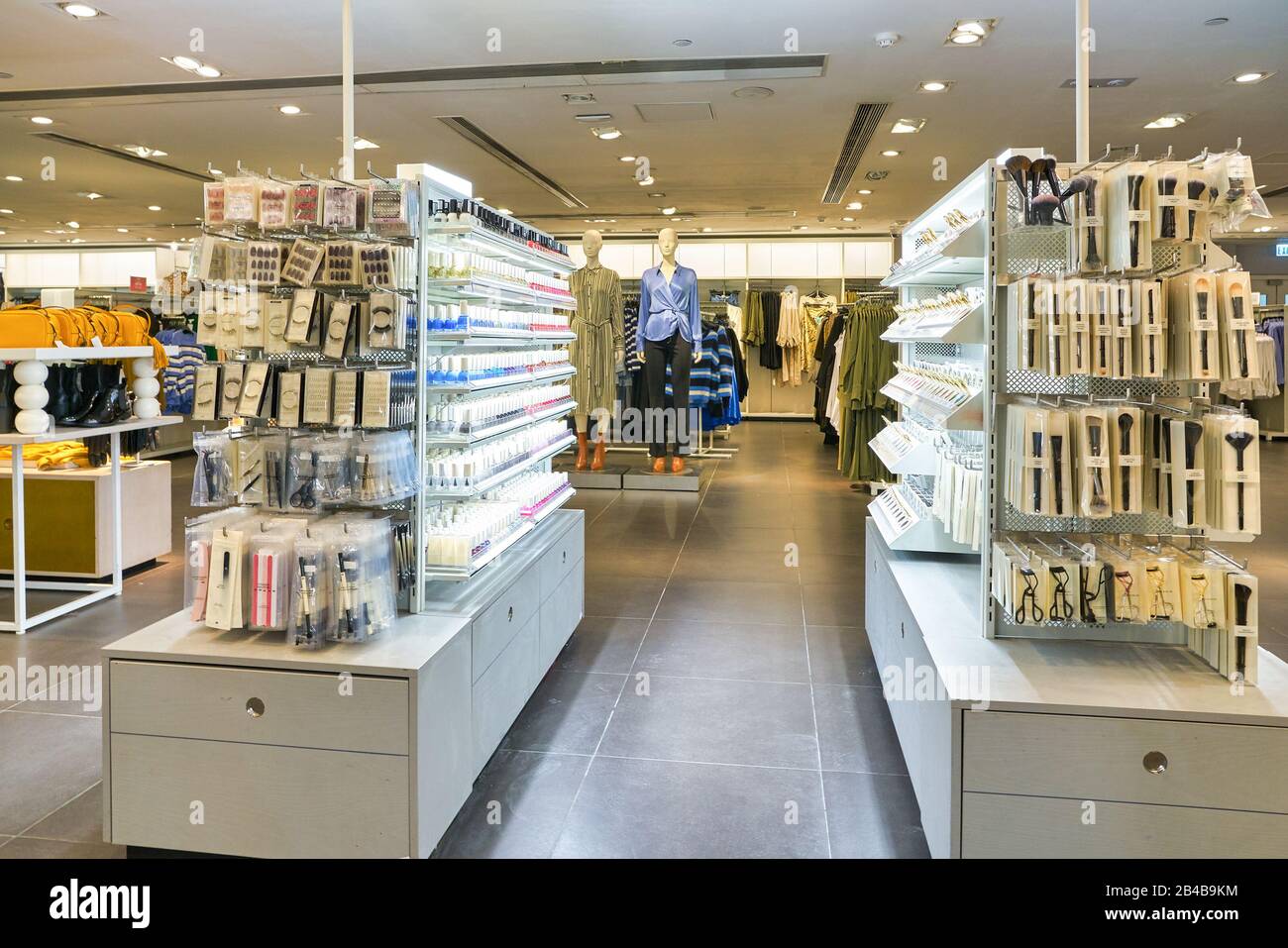 Made in hong kong products hi-res stock photography and images - Alamy