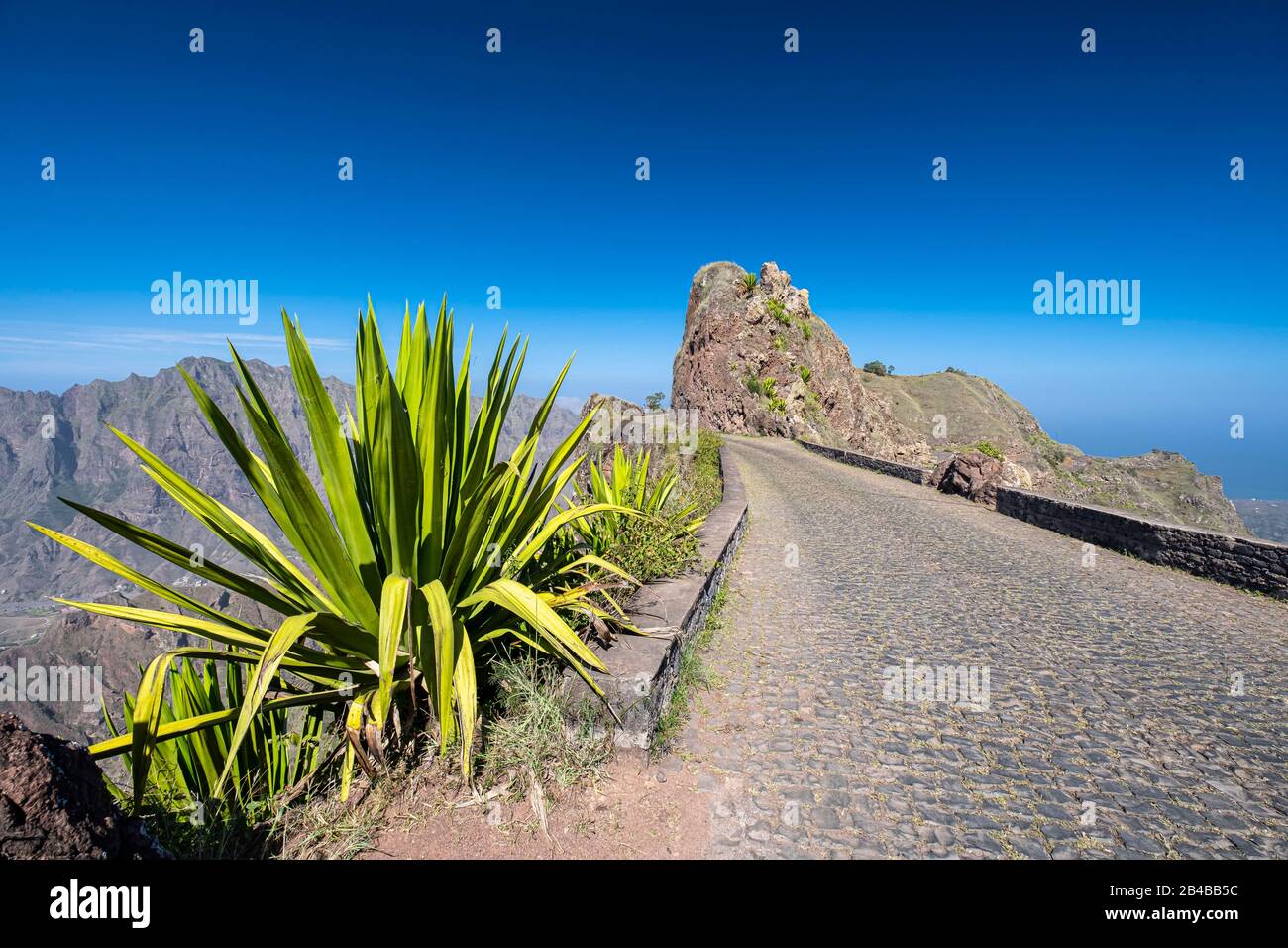 Cape Verde, Santo Antao island, the vertiginous Rope Road (Estrada da ...