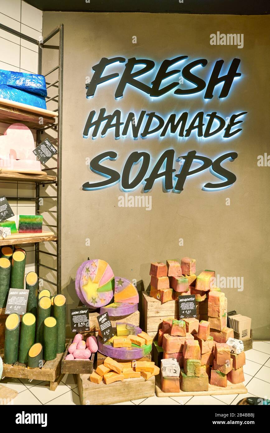 MILAN, ITALY - CIRCA NOVEMBER, 2017: interior shot of Lush store in ...