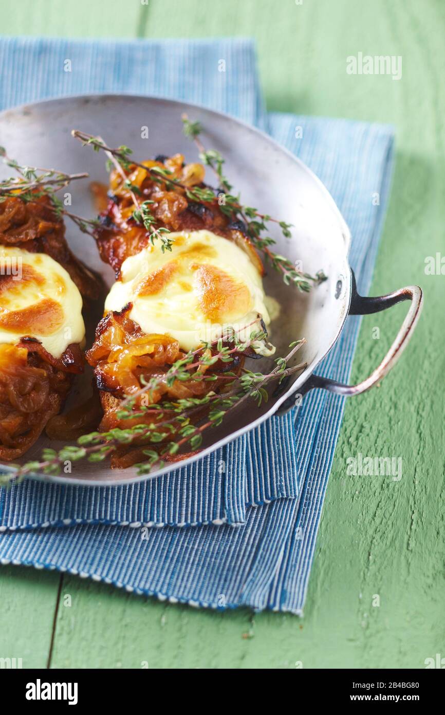 Bread based dish hi-res stock photography and images - Alamy