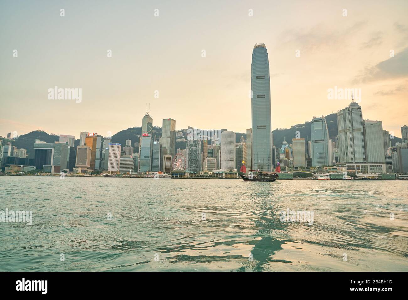 Hong kong circa city skyline hi-res stock photography and images - Alamy