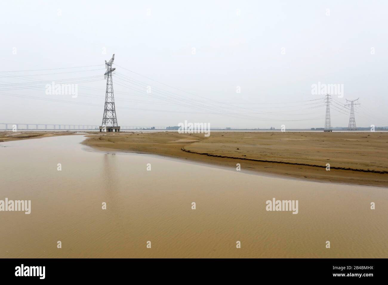 Electricity pylons china hi-res stock photography and images - Alamy