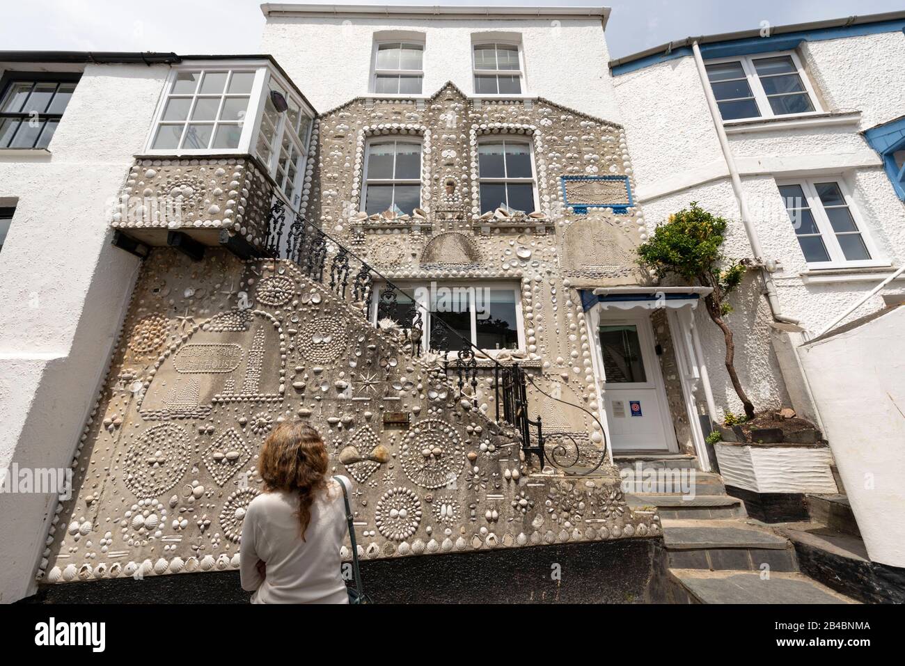 Shell house polperro cornwall hi-res stock photography and images - Alamy